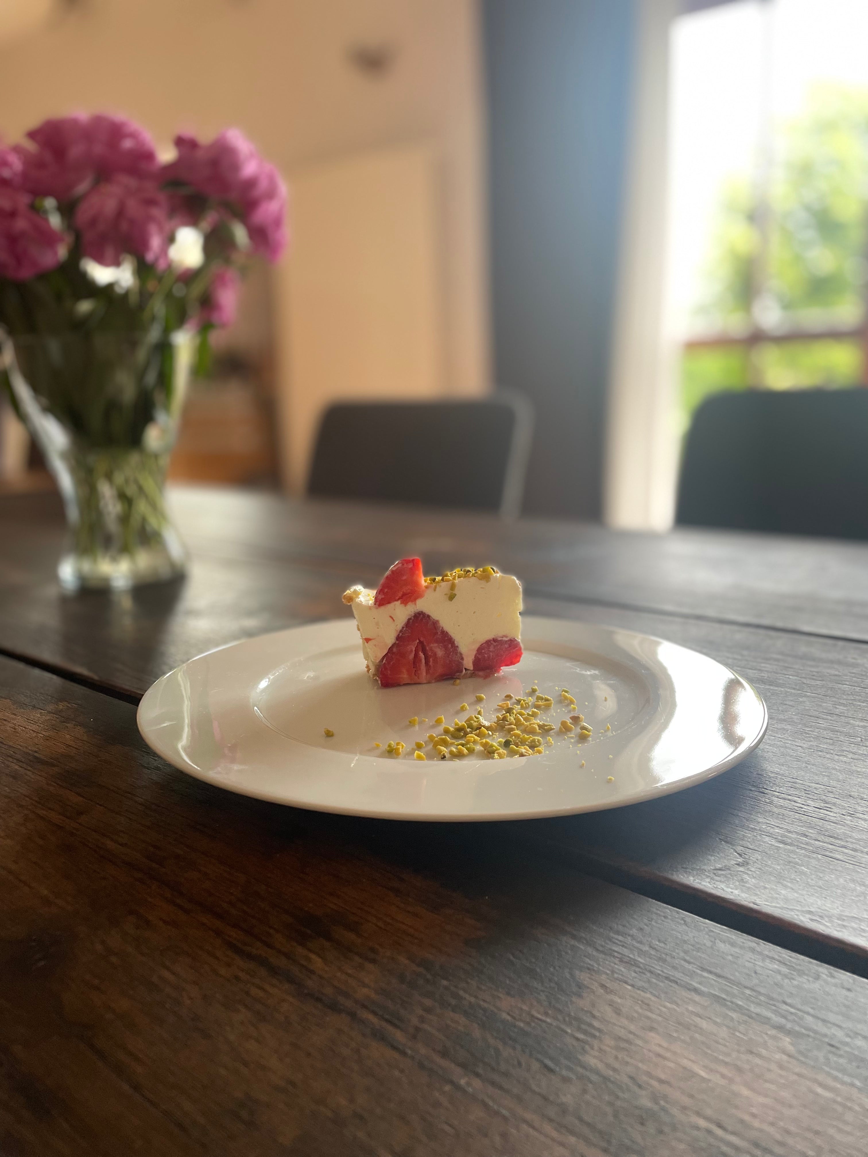 Erdbeer-Frischkäse-Kuchen - Sommer pur! – VinocomWines
